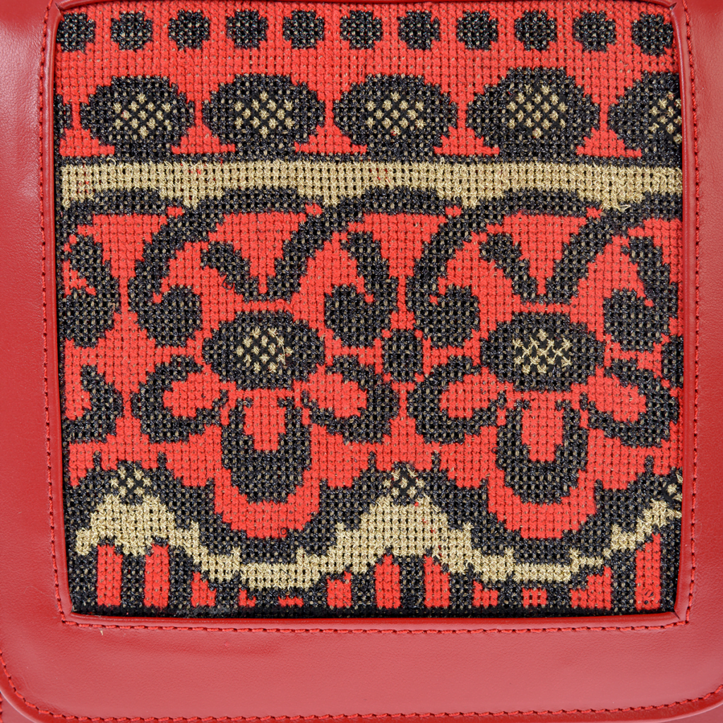 Red Fabrics I Love Handbag - Monzouzou